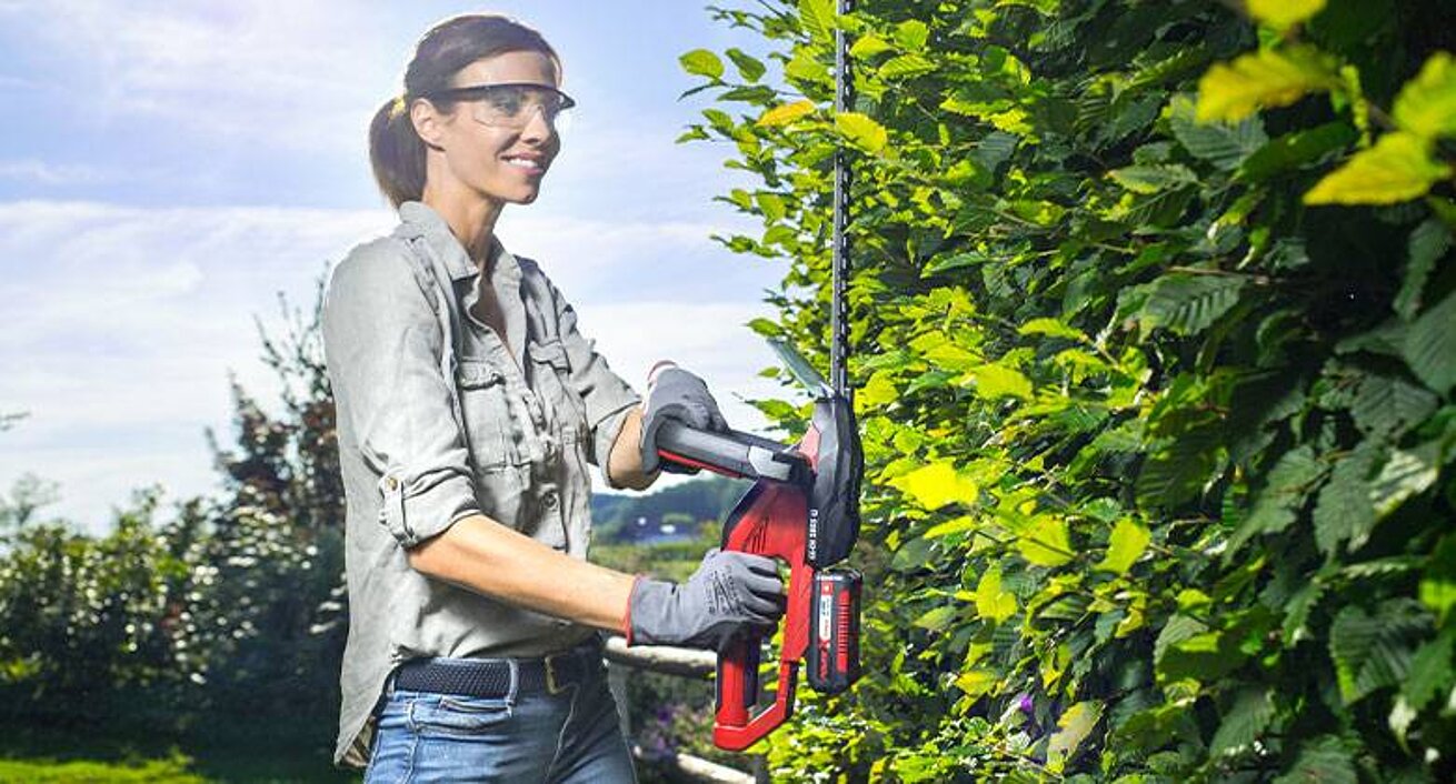Hedge trimmers from Einhell for your garden!